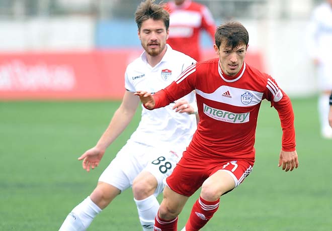 Altınordu Emre Kara’yı getiriyor - Spor Haberleri